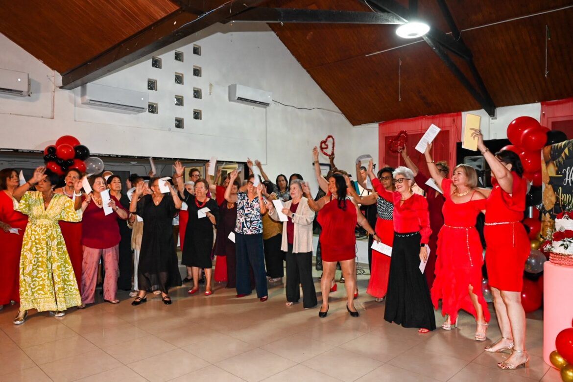 Grupo di adulto mayor Flor di Aloë ta celebra aniversario di 10 aña ...